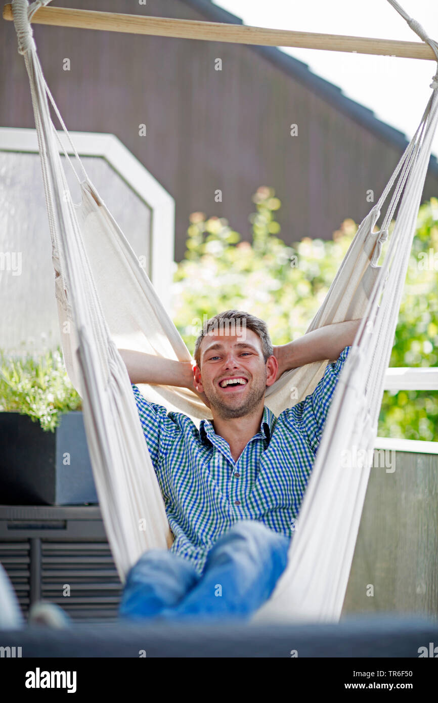 Hanging seat hi-res stock photography and images - Alamy