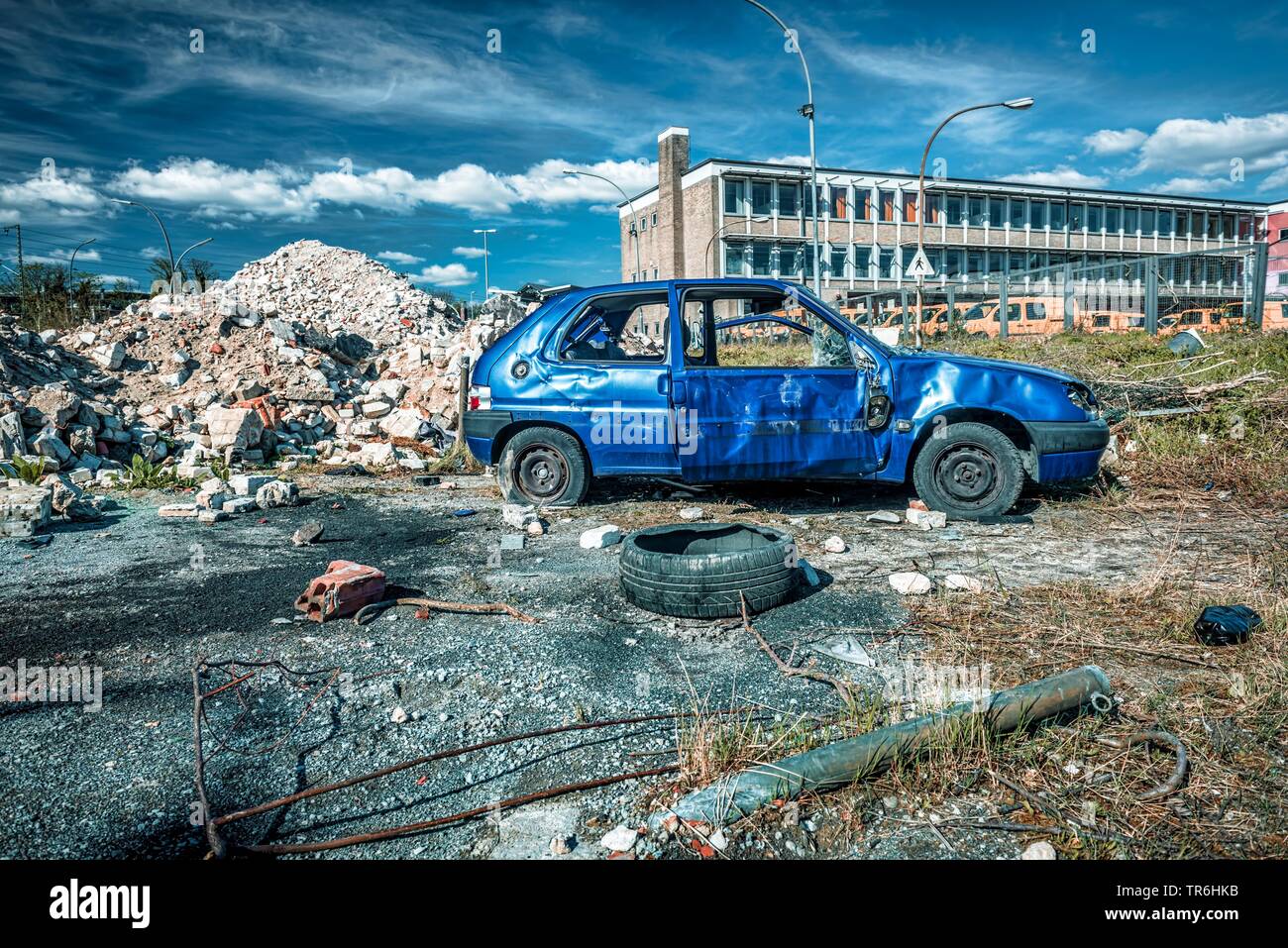 Wreck Broken Down Vehicles High Resolution Stock Photography and Images ...