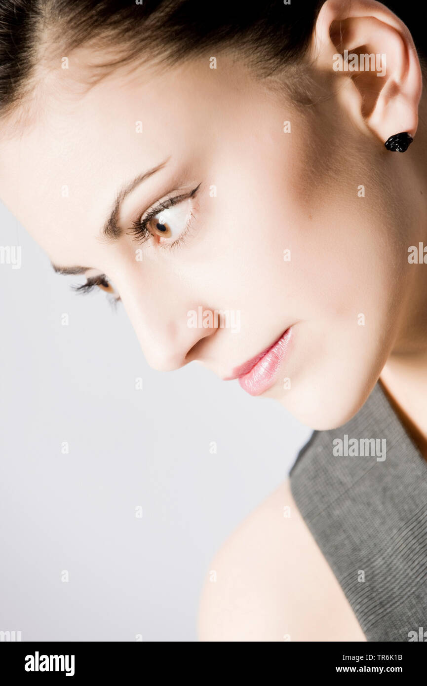 Woman decollete beauty hi-res stock photography and images - Alamy
