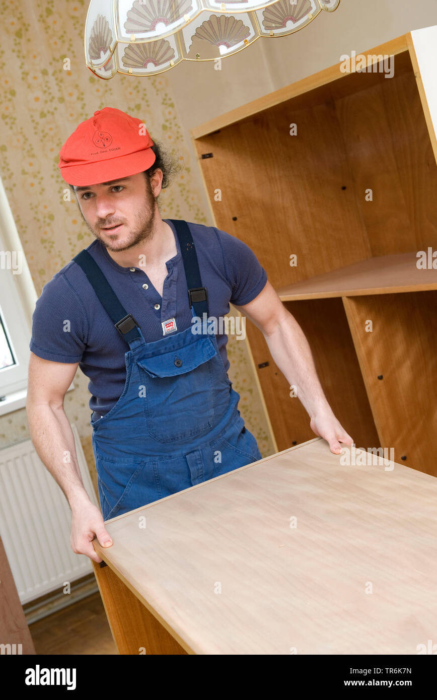 Unskilled work men hi-res stock photography and images - Alamy