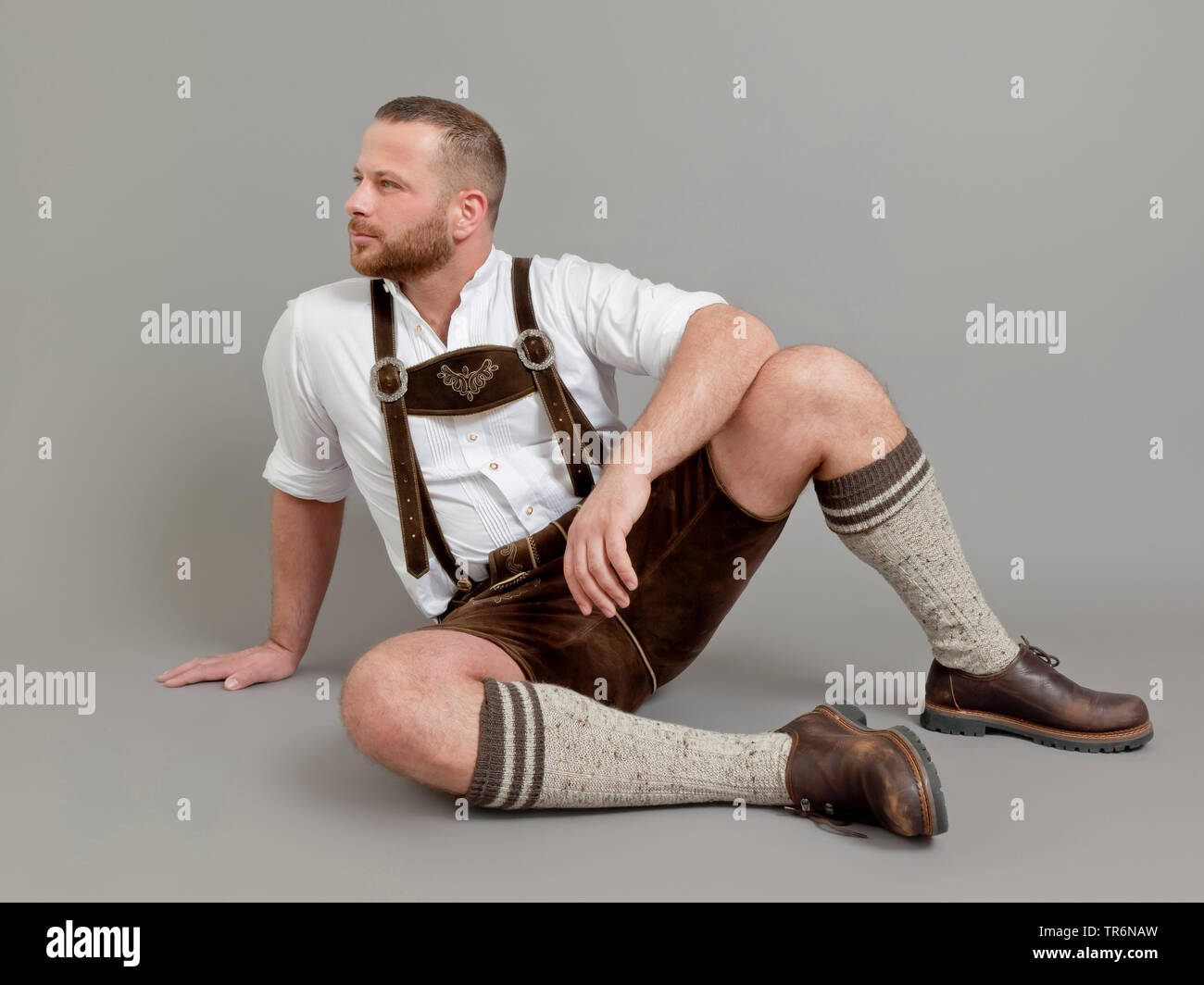 Horizontal format national dress hi-res stock photography and images ...