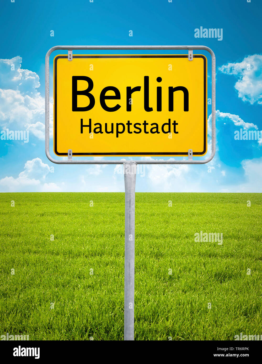 Berlin city limits hi-res stock photography and images - Alamy