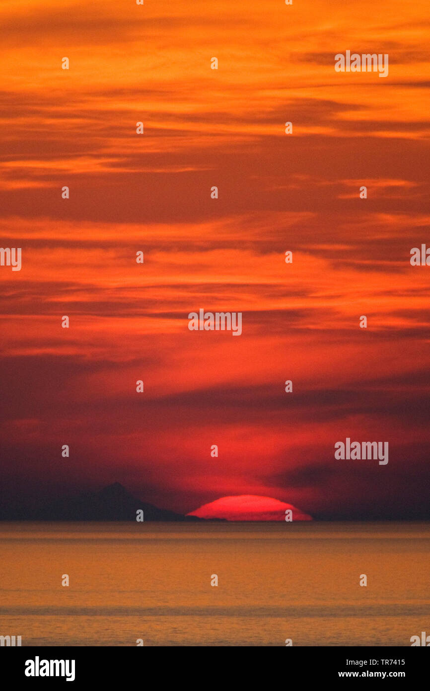 Petra sunset hi-res stock photography and images - Alamy