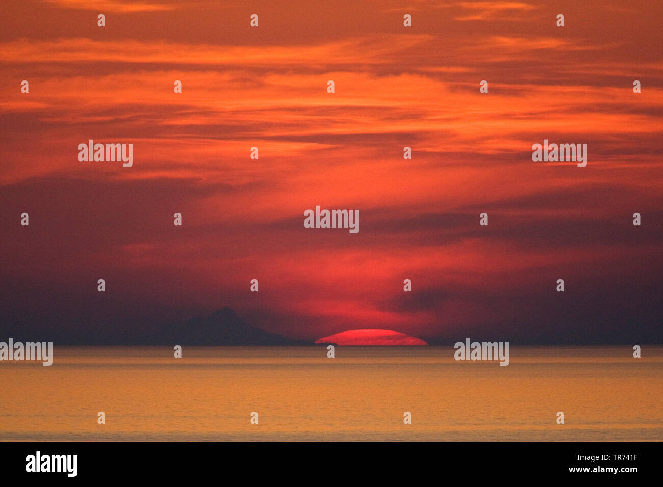 Petra sunset hi-res stock photography and images - Alamy