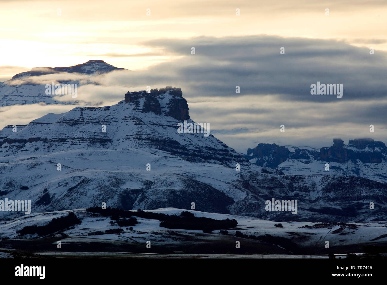Underberg in snow, Drakensbergen, South Africa Stock Photo - Alamy