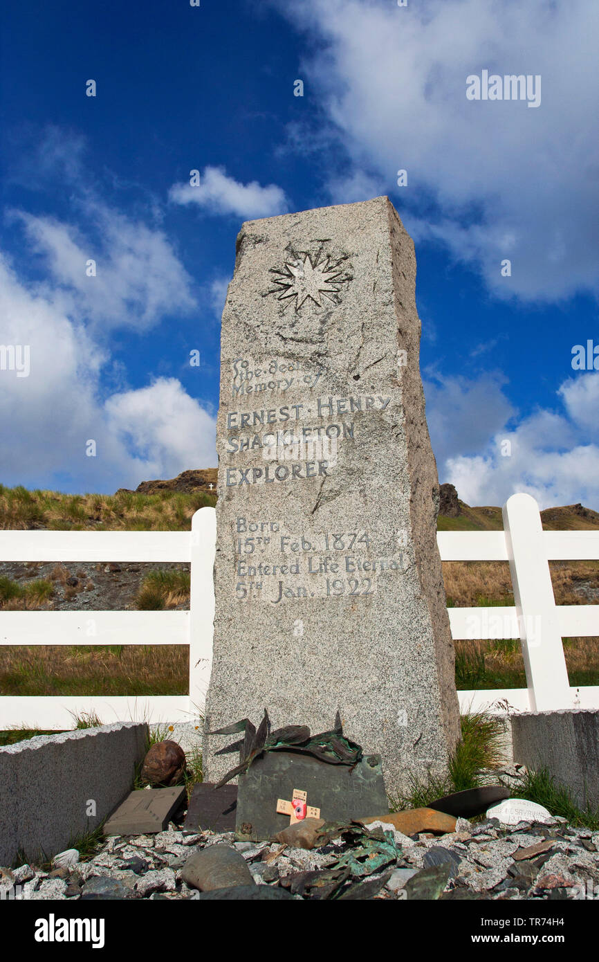 Shackletons grave in Grytviken, Suedgeorgien, Grytviken Stock Photo - Alamy