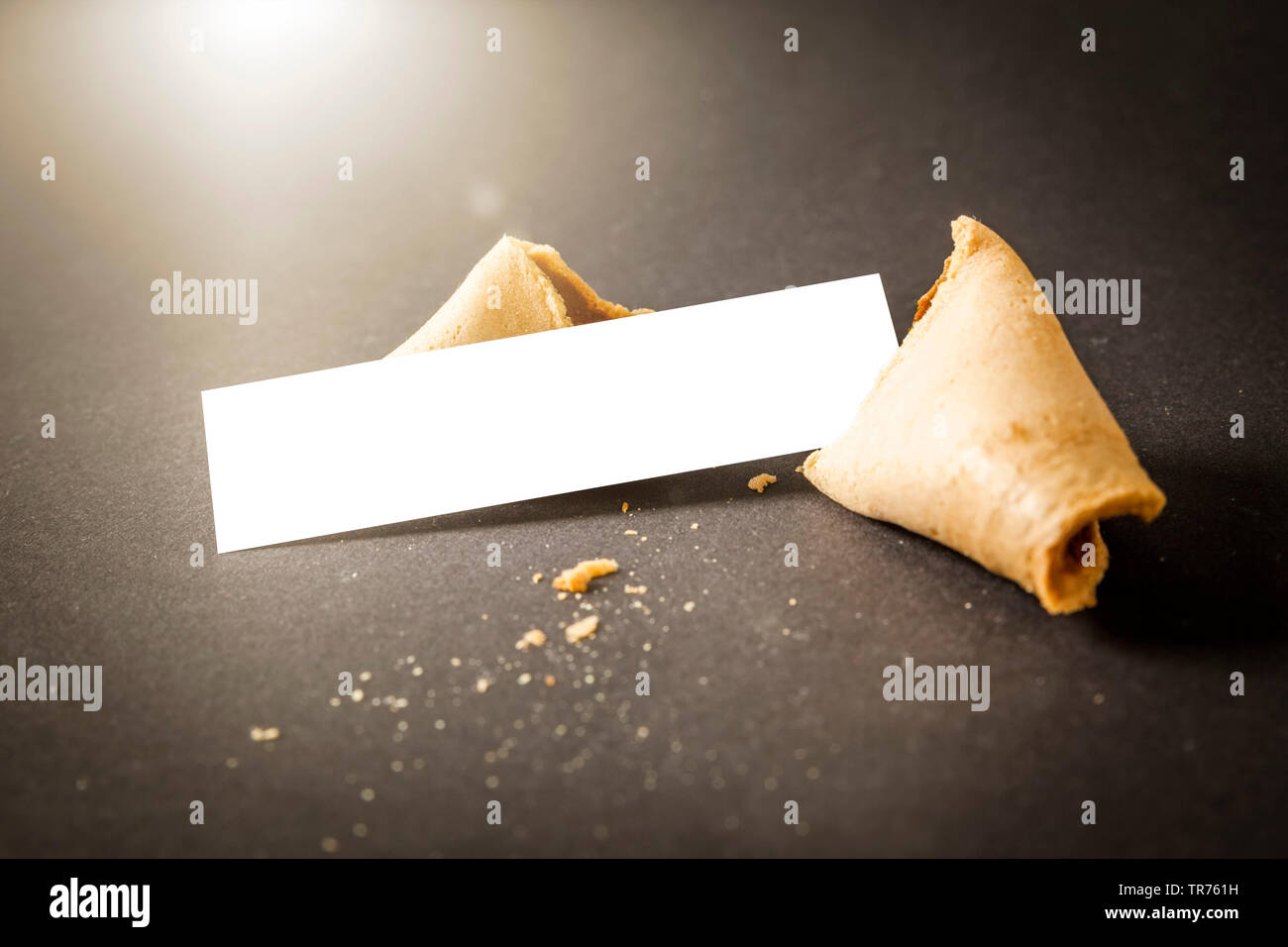 Opened fortune cookie hi-res stock photography and images - Alamy