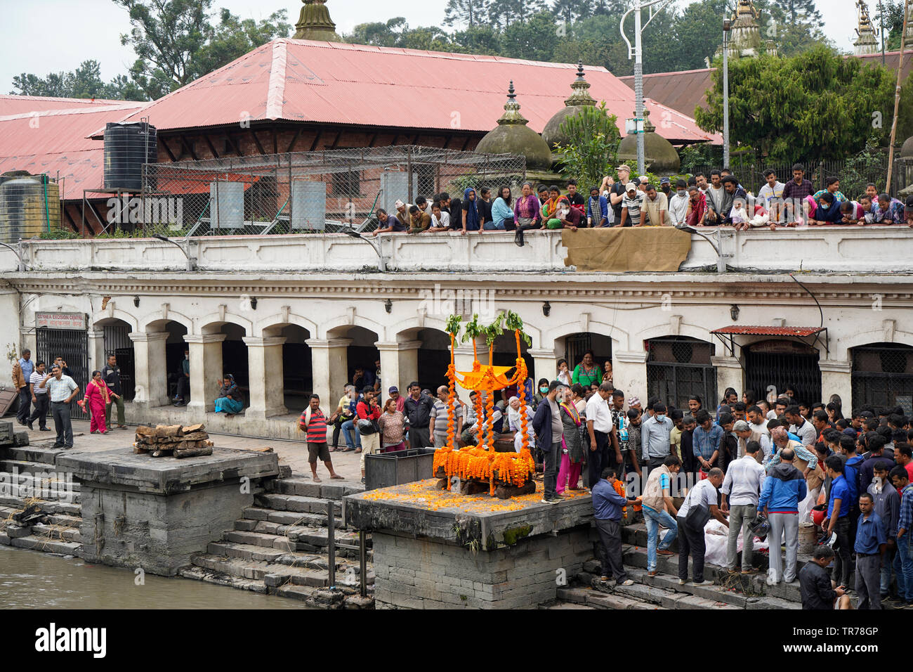 Open air cremations Pashupati Temple – Kathmandu Nepal Stock Photo - Alamy
