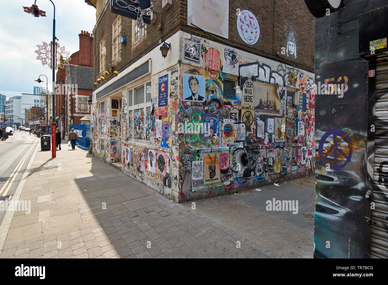 Street art spitalfields london hi-res stock photography and images - Alamy