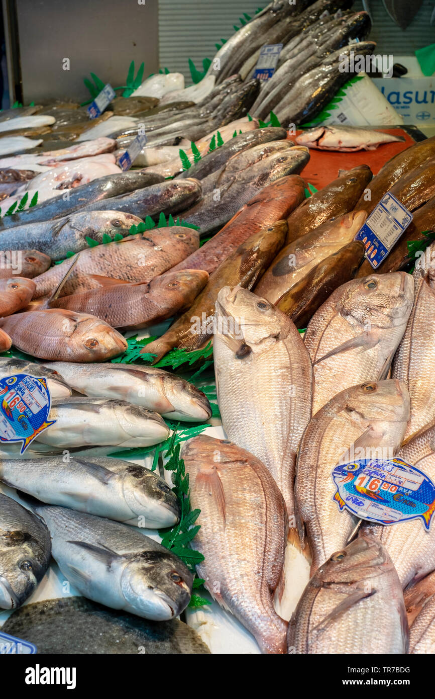 Shellfish vegetables central market in hi-res stock photography and ...