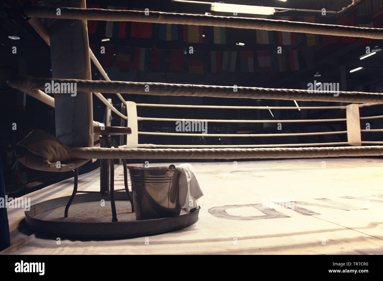 Boxing ring towel hi-res stock photography and images - Alamy