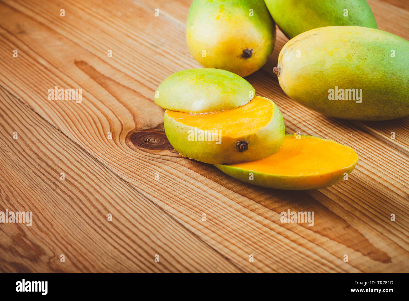 Mango cross section hi-res stock photography and images - Alamy