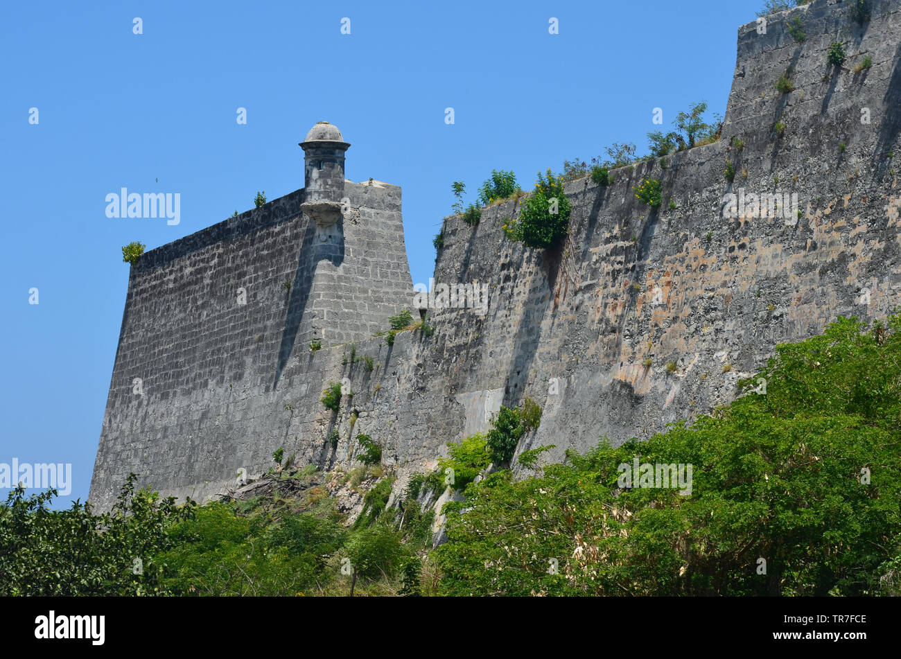 Morro Fortress in Havana Bay, an example of Spanish colonial defensive ...