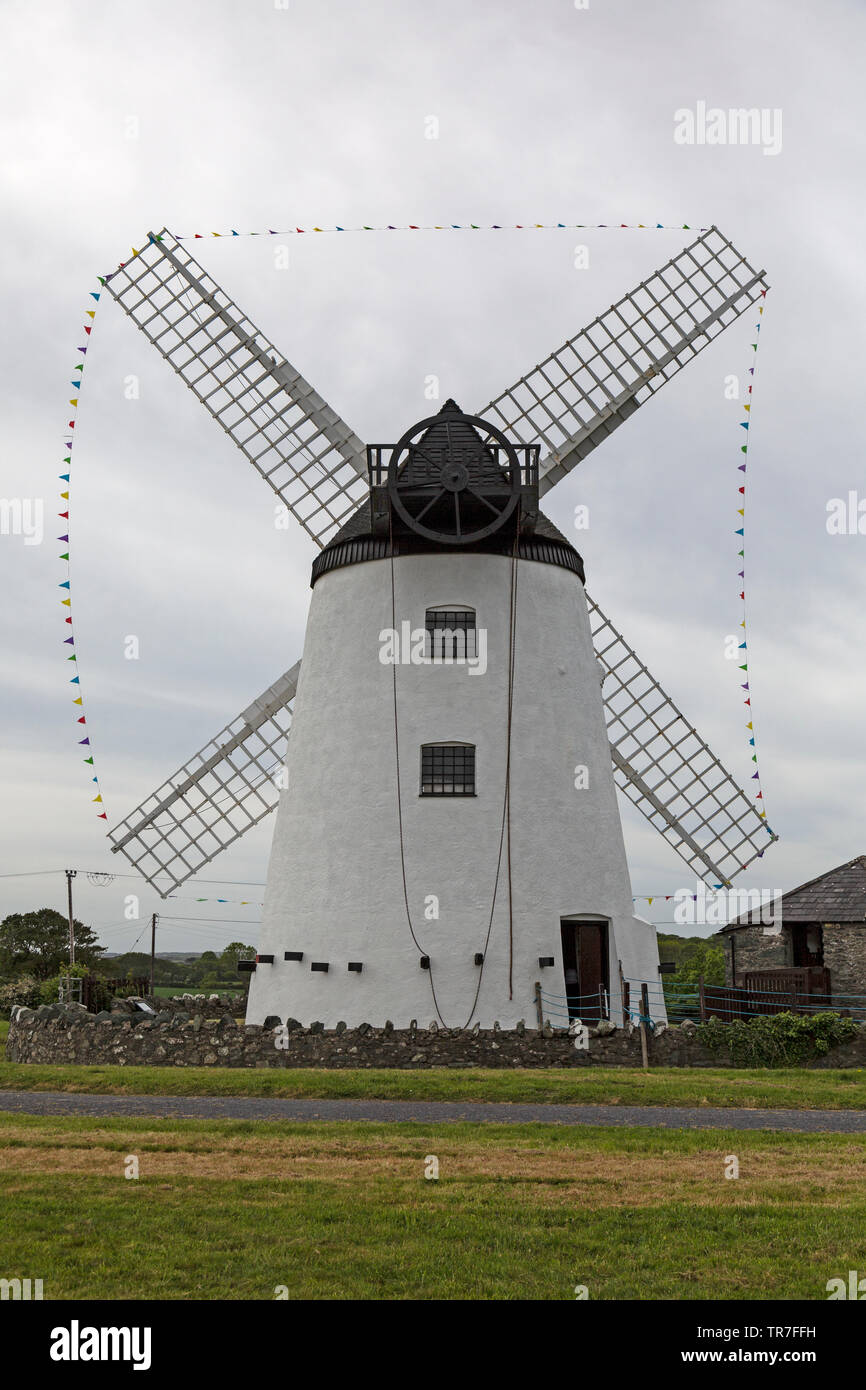 Llynnon hi-res stock photography and images - Alamy