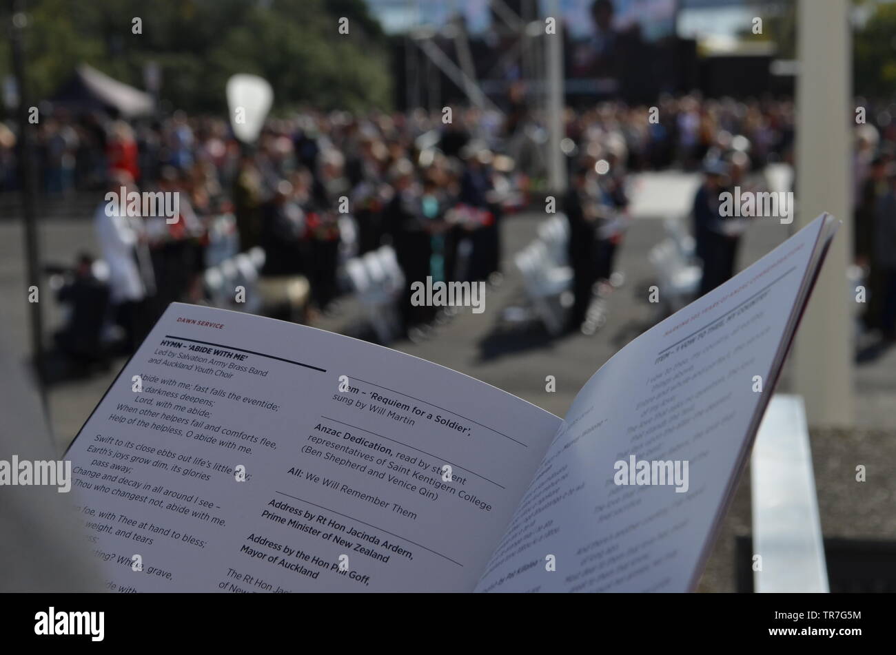 Anzac service hi-res stock photography and images - Alamy