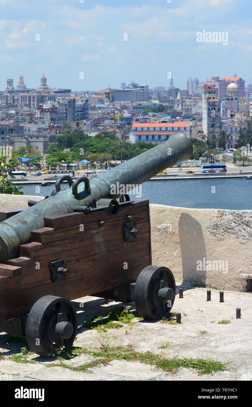 Morro Fortress in Havana Bay, an example of Spanish colonial defensive ...