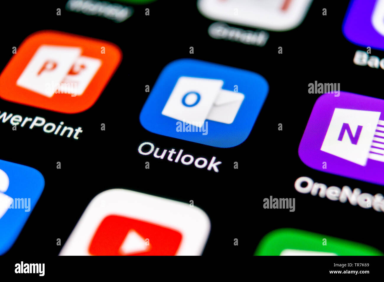 Sankt-Petersburg, Russia, September 30, 2018: Microsoft Outlook office ...