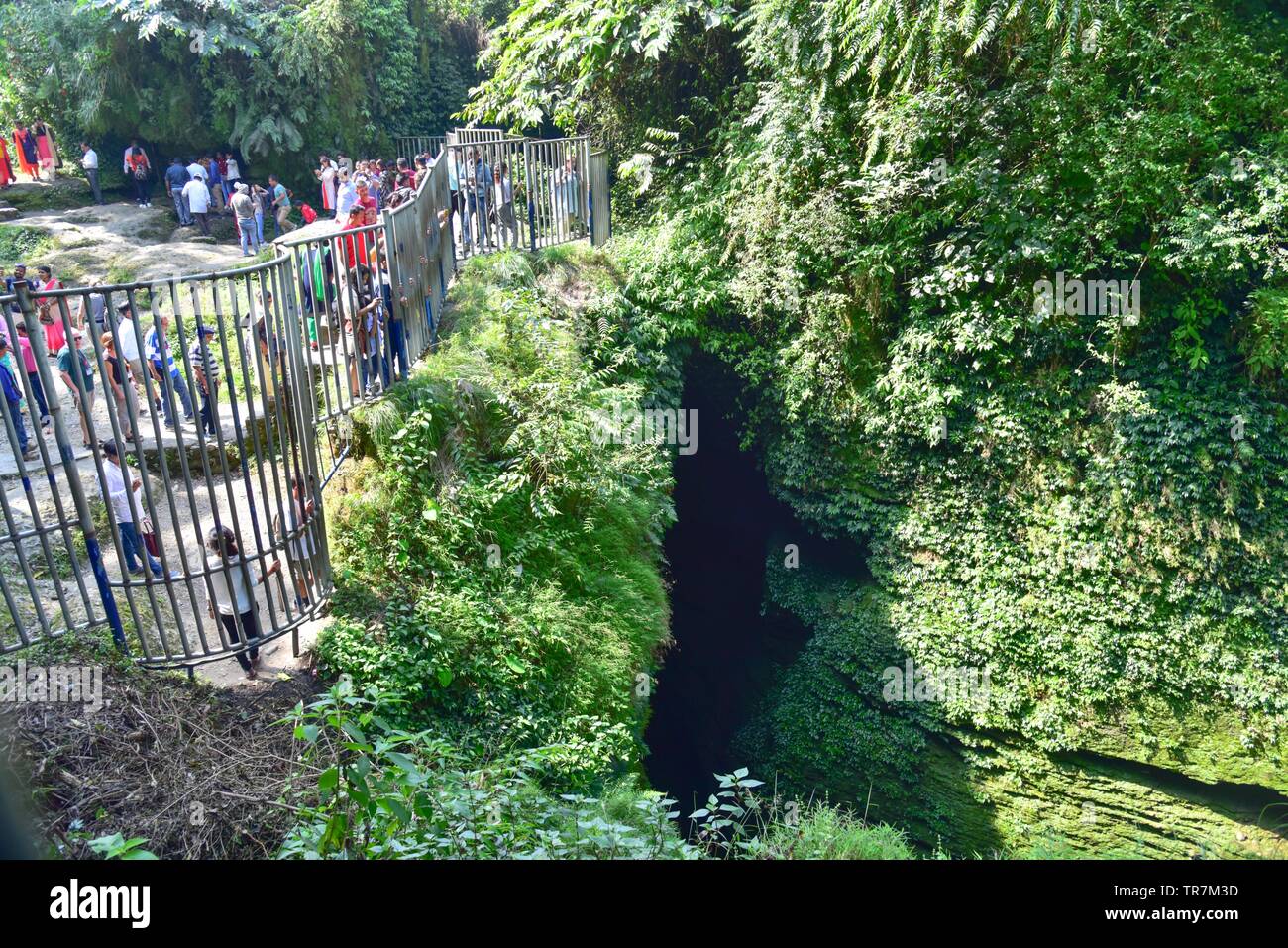 Devi falls hi-res stock photography and images - Alamy