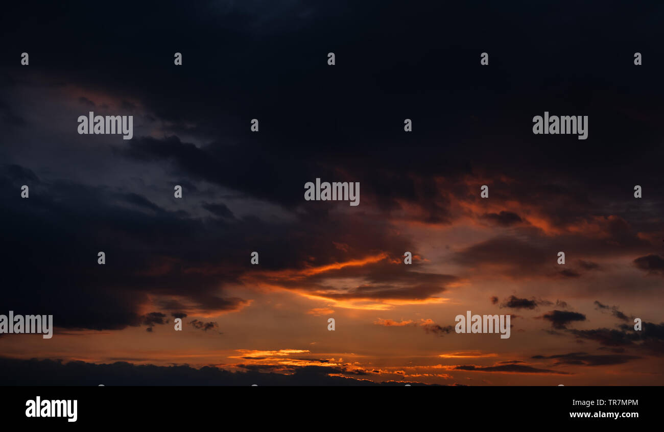 Dramatic sky with dark clouds - nature background Stock Photo - Alamy