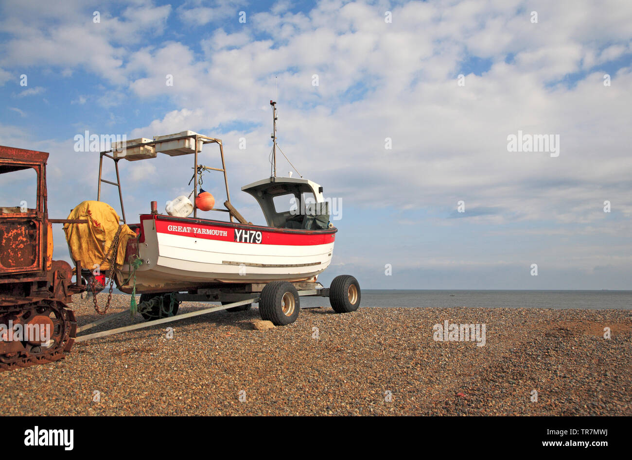 Beach launch trailer boat fishing hi-res stock photography and images ...