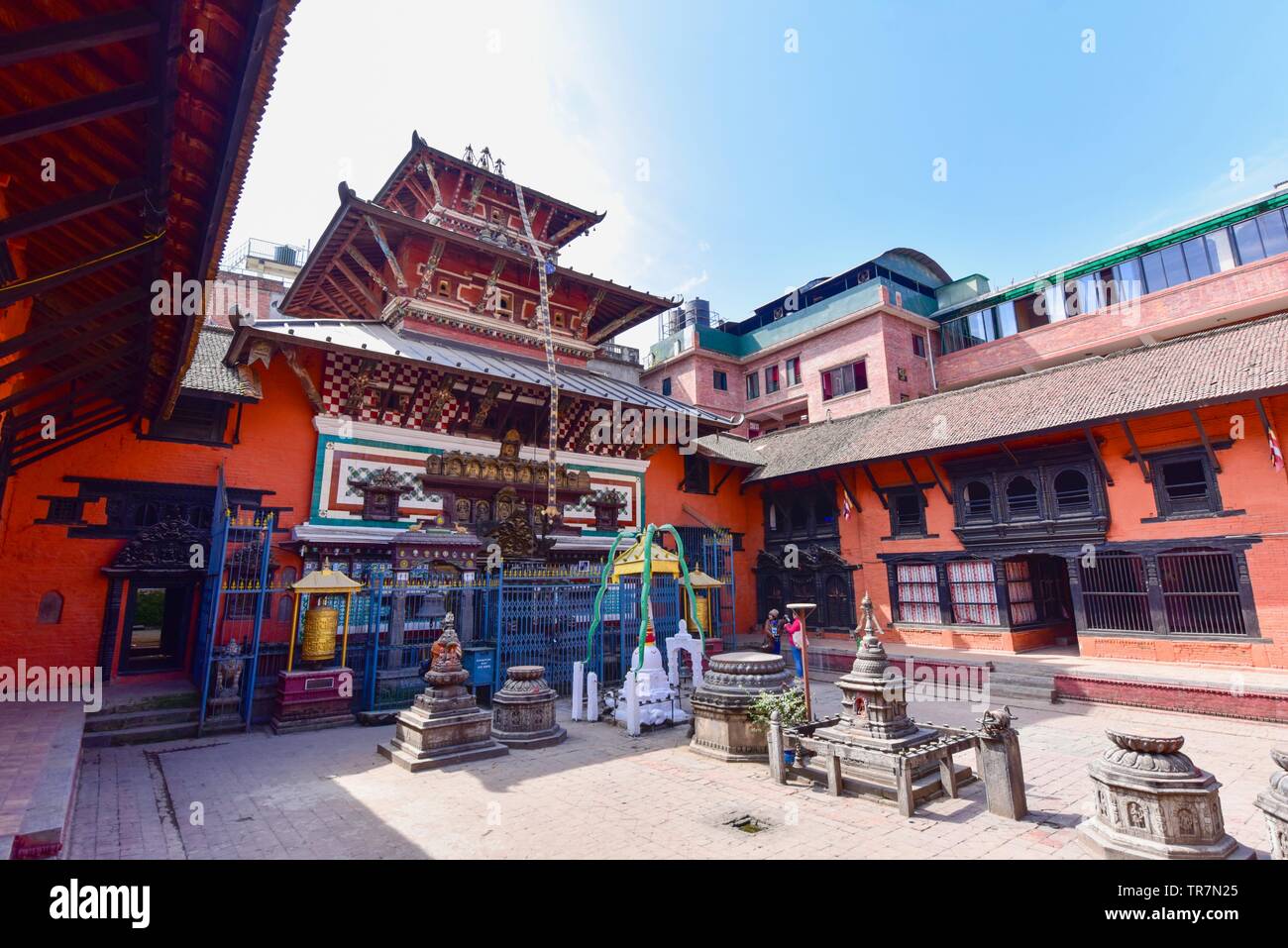Nepali old house hi-res stock photography and images - Alamy
