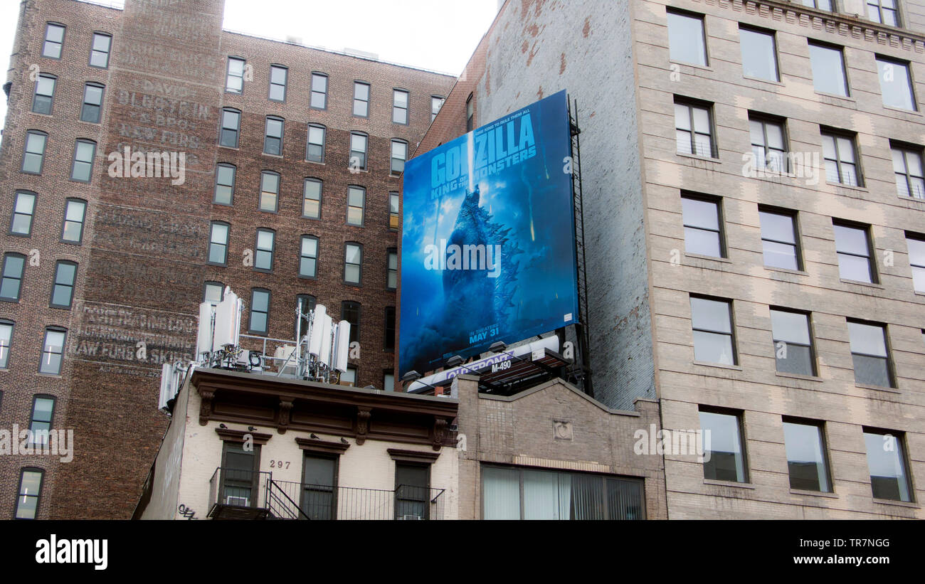 Movie advertisement on billboard in hi-res stock photography and images ...