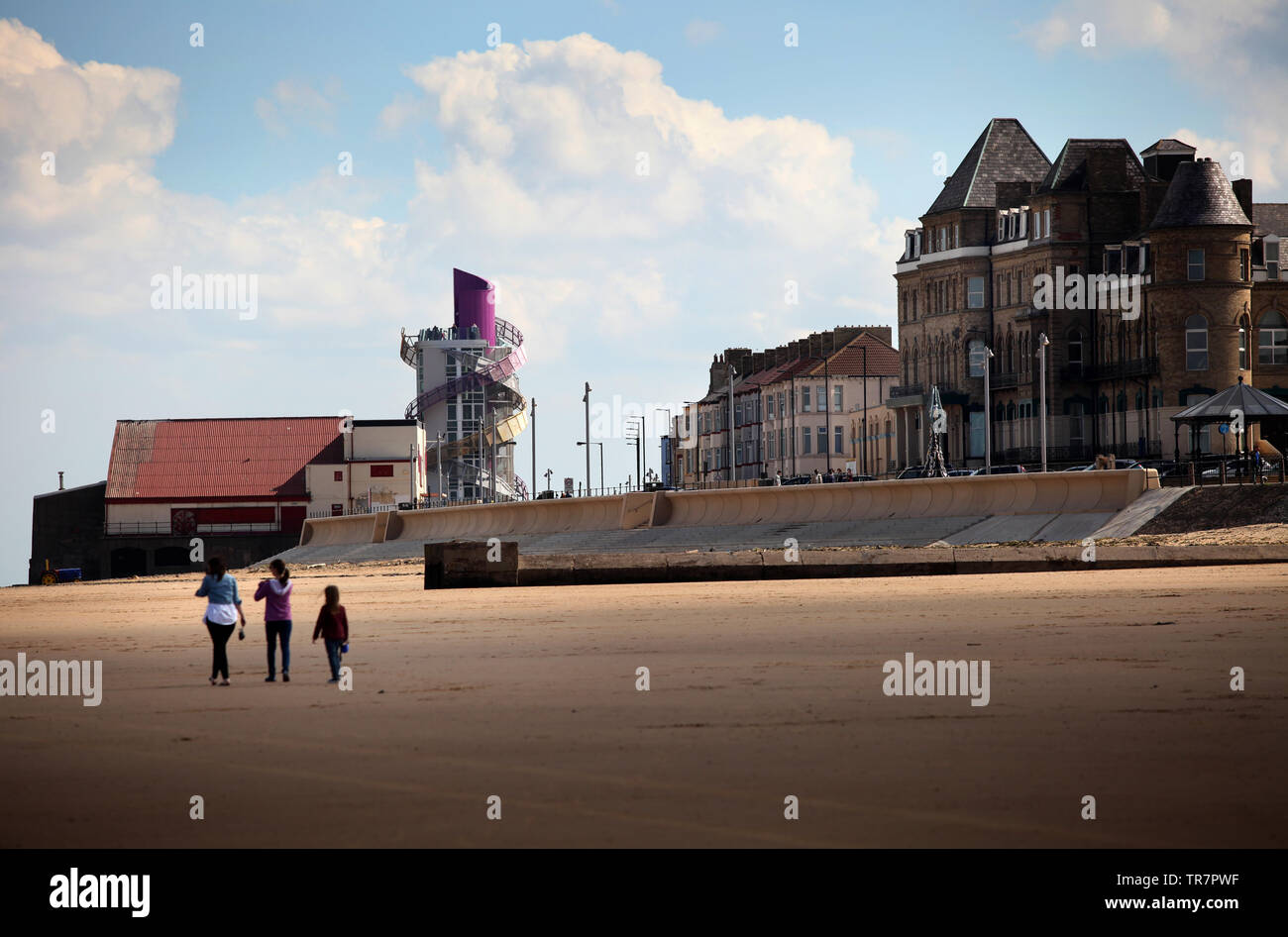 Cleveland landmark vertical hi-res stock photography and images - Alamy