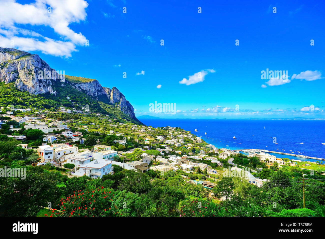 Center of capri hi-res stock photography and images - Alamy