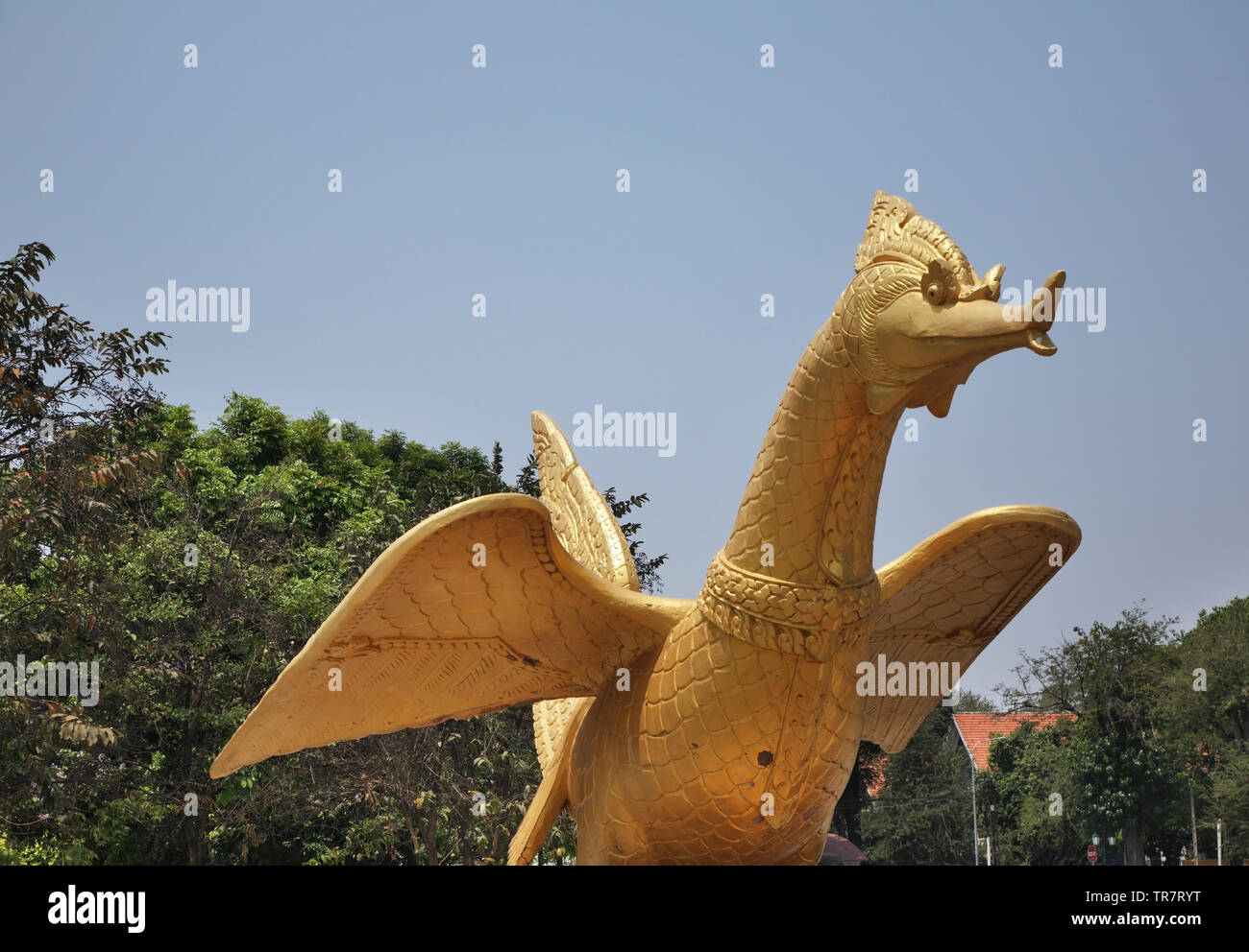 Statue in phnom penh hi-res stock photography and images - Alamy