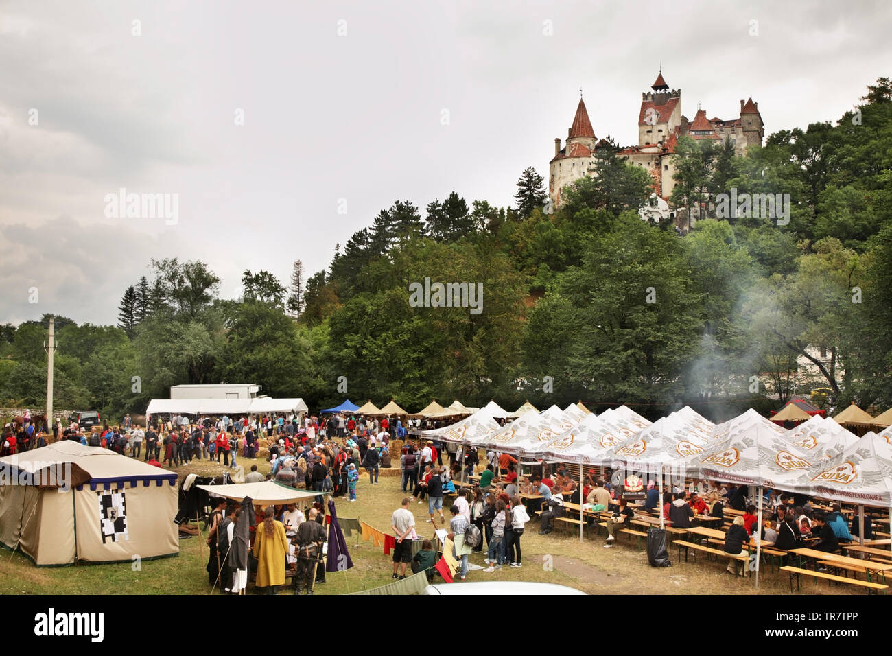 People bran castle hi-res stock photography and images - Alamy