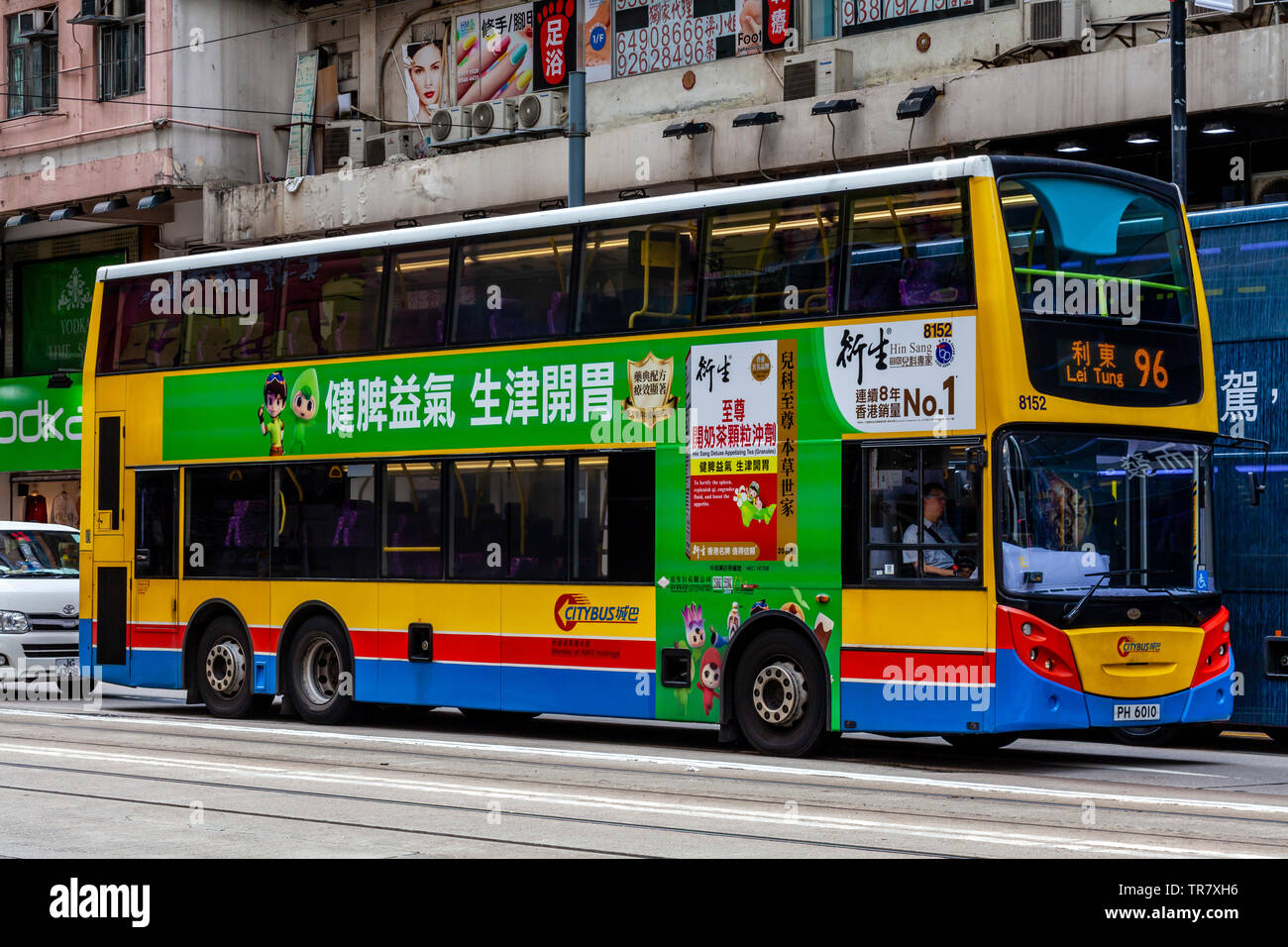 A Citybus Caught Up In Traffic, Hong Kong, China Stock Photo - Alamy