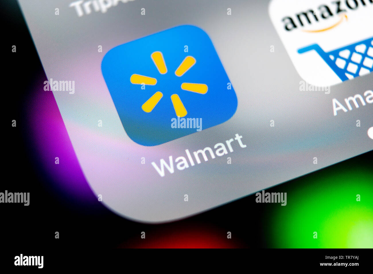 Walmart icon hi-res stock photography and images - Alamy