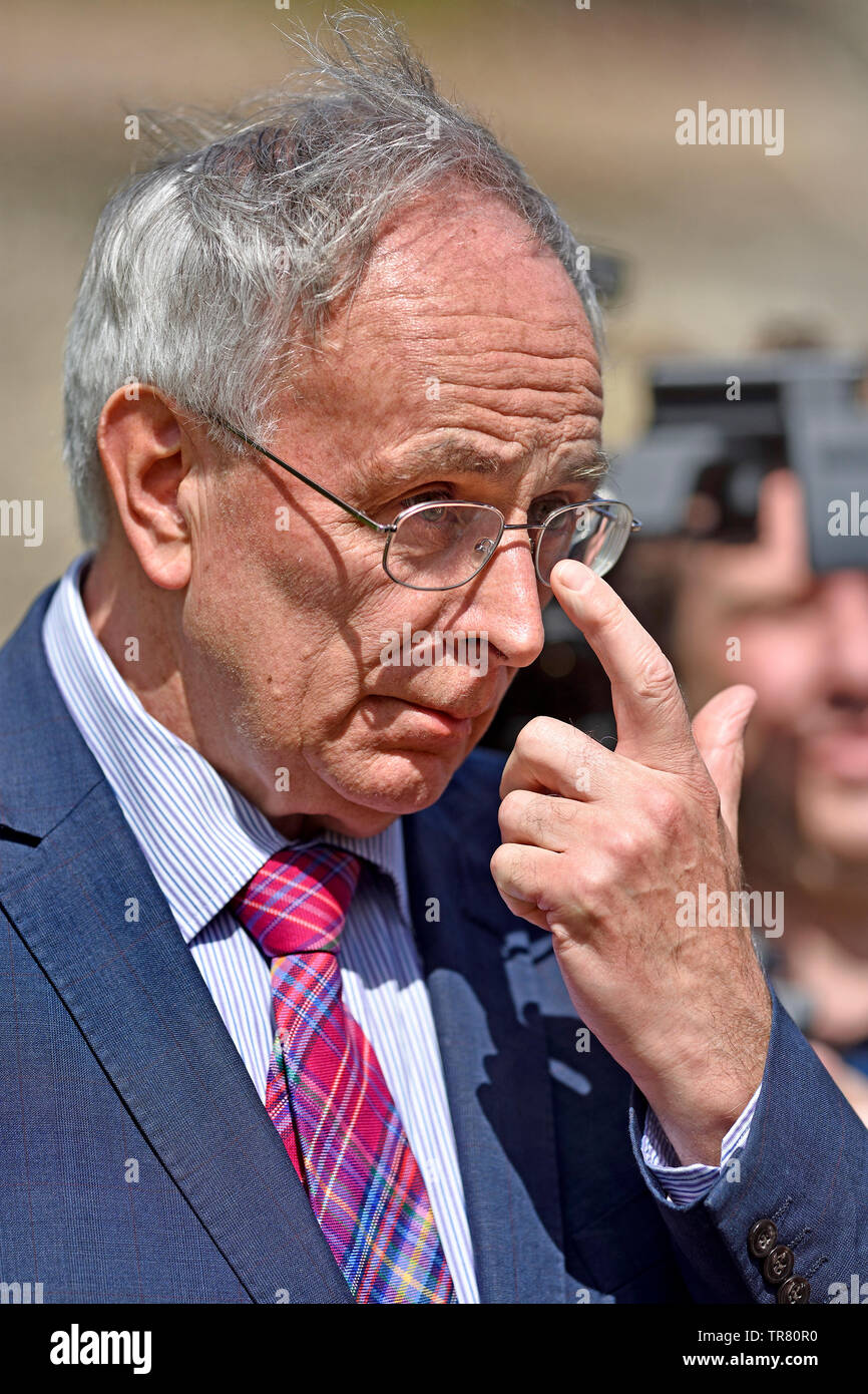 Conservative mp peter bone hi-res stock photography and images - Alamy