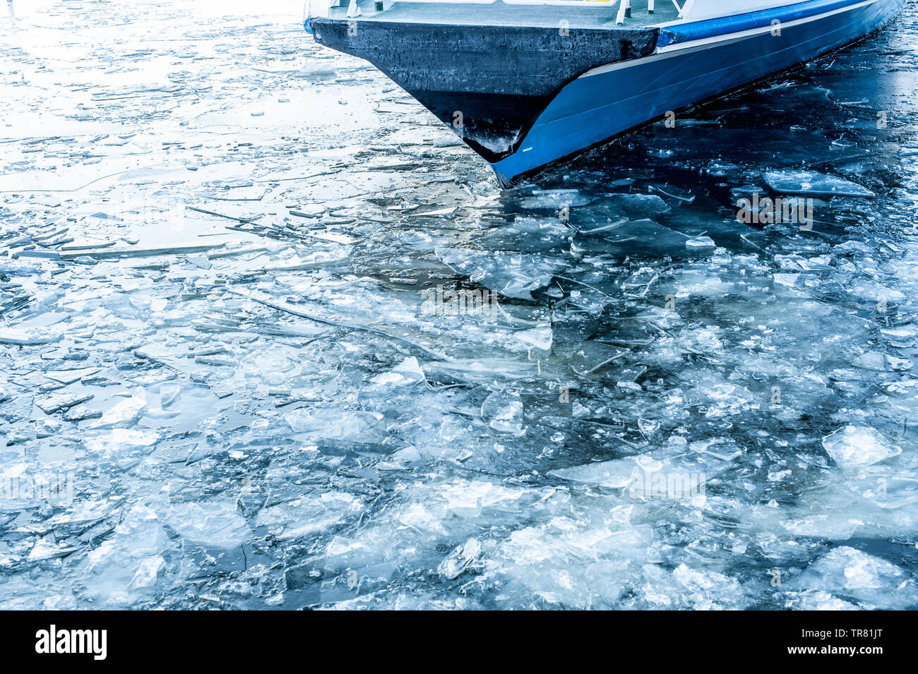 Bow of a ferry approaching a pier in icy conditions Stock Photo - Alamy