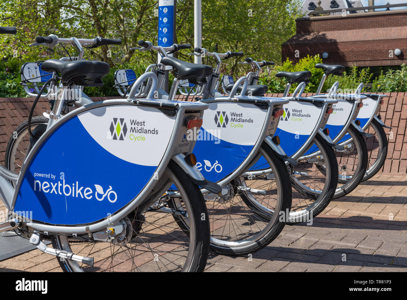 Drop off point hi-res stock photography and images - Alamy