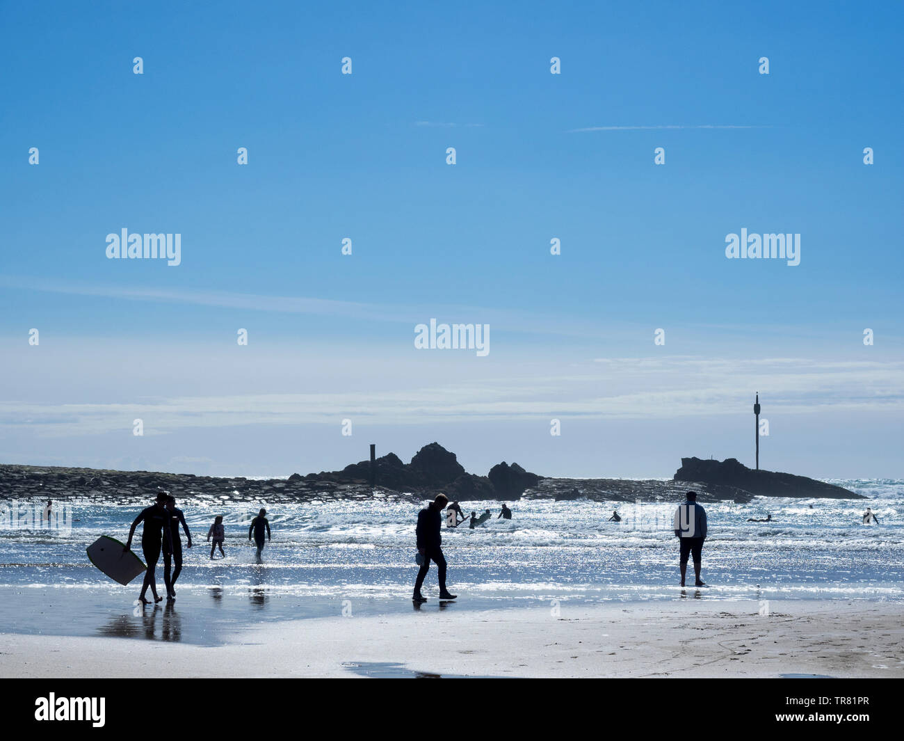 Sunny day at the beach, Bude, Cornwall, UK Stock Photo - Alamy