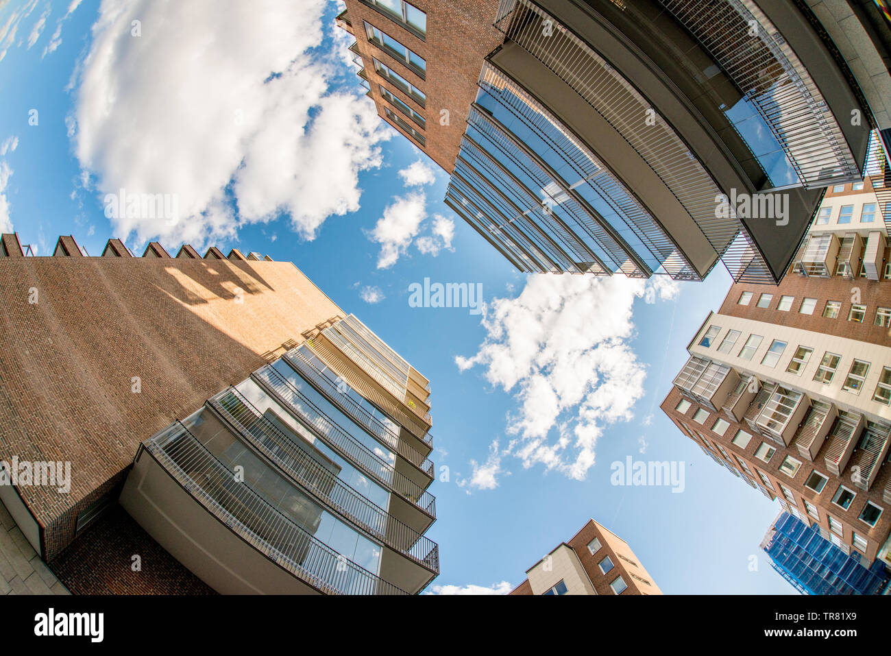 Multi story buildings hi-res stock photography and images - Alamy