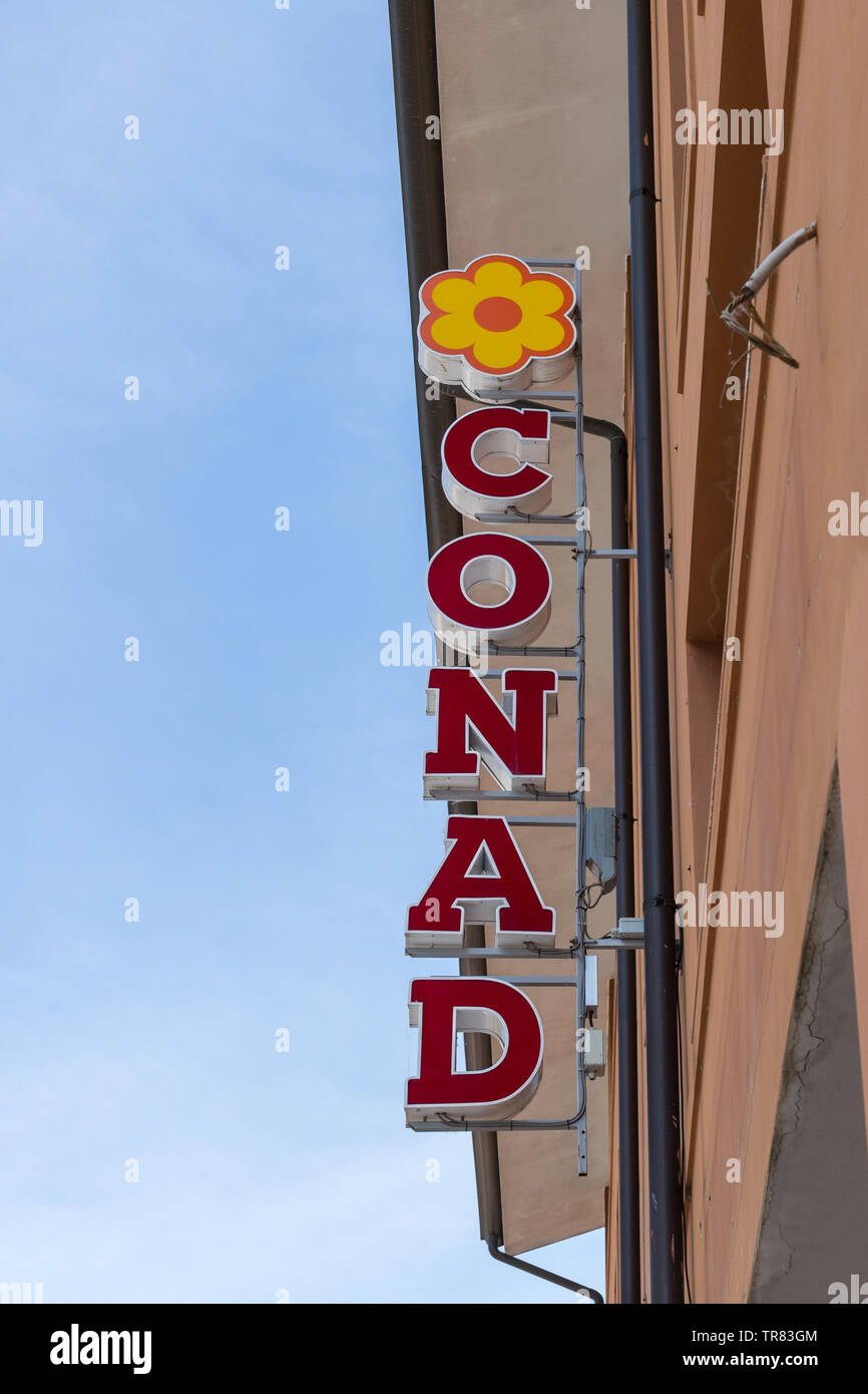 Conad logo hi-res stock photography and images - Alamy