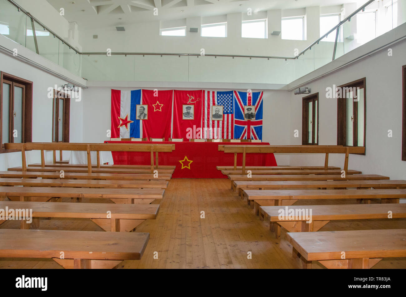 Pelince - ASNOM Memorial center in Macedonia, Staro Nagoričane ...