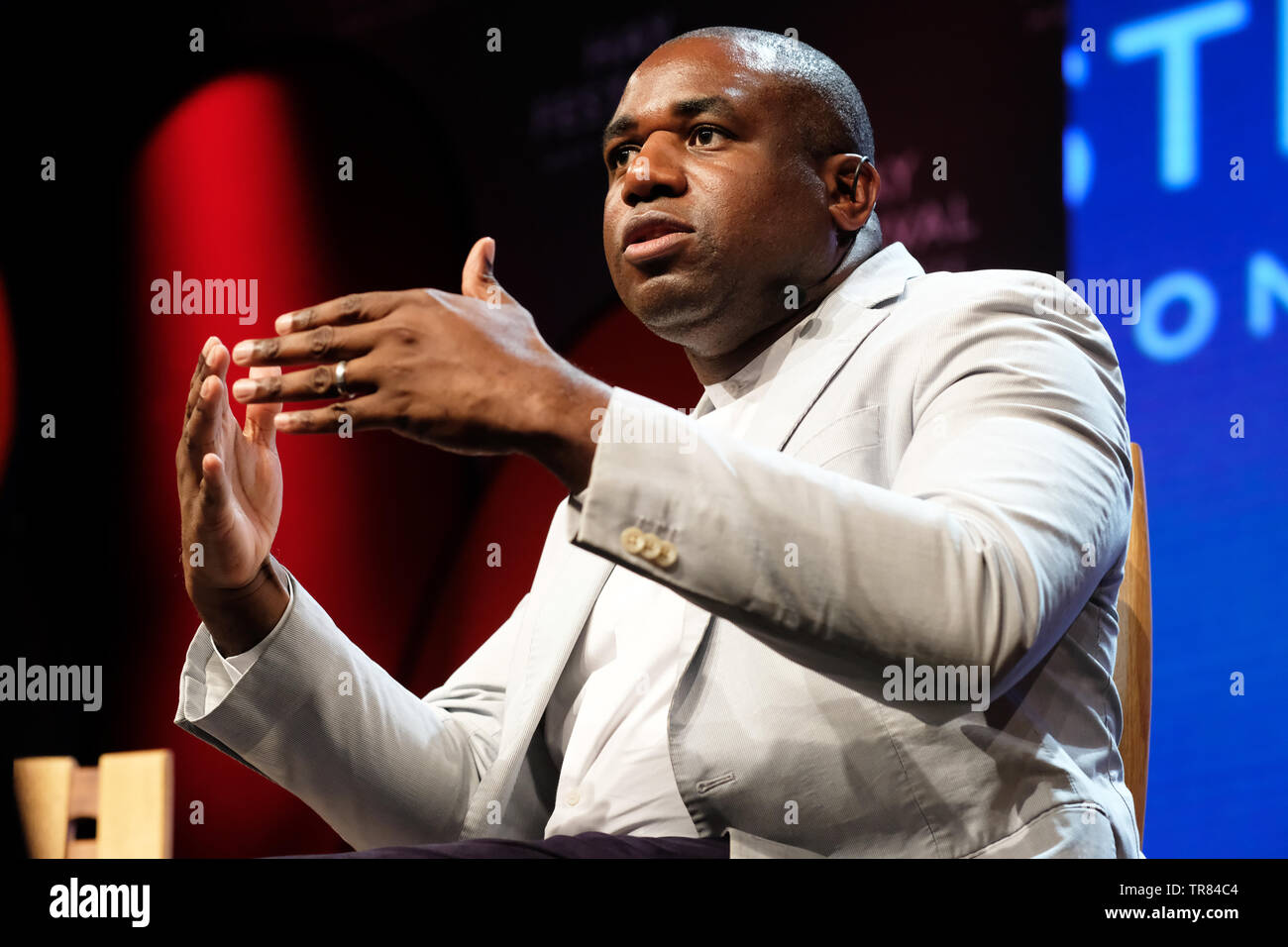 Black labour mp hi-res stock photography and images - Alamy