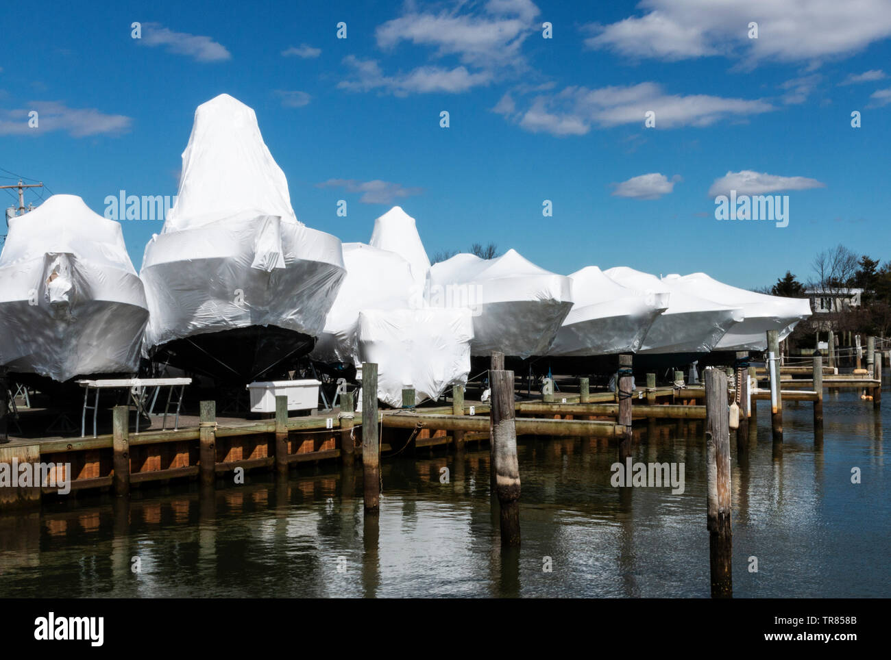 Shrink wrapped boats hi-res stock photography and images - Alamy