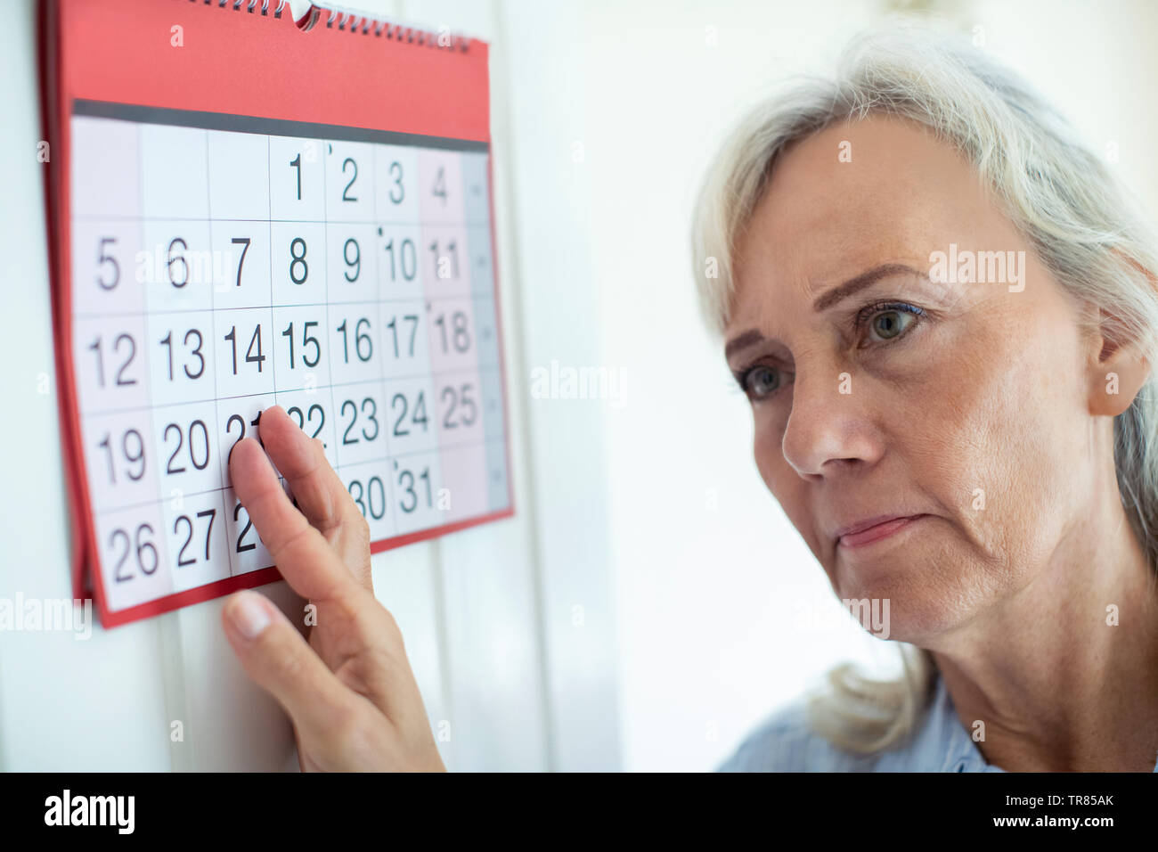 Wall calendar hi-res stock photography and images - Alamy