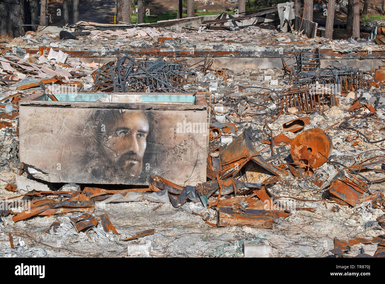 Graffiti artist Shane Grammer paints portraits among the ashes from ...