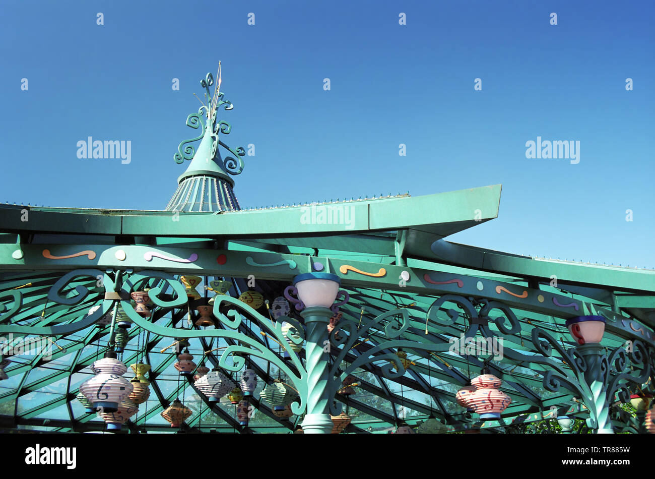 Top of the roundabout called the Mad Hatter's Tea Cups, Disneyland Park ...