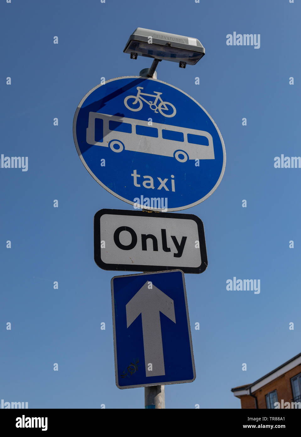 Widnes street hi-res stock photography and images - Alamy