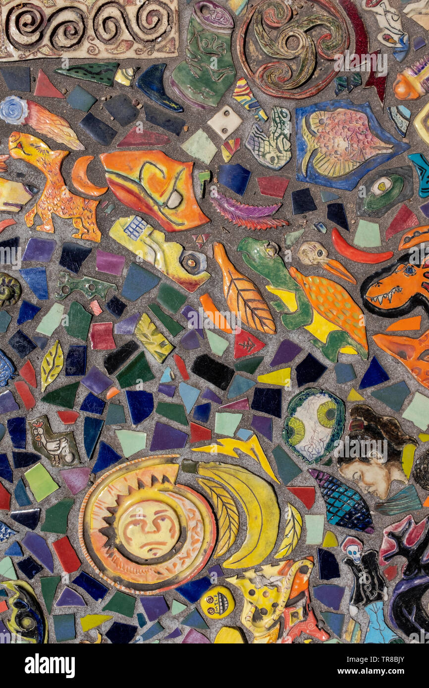 tile mosaic on bus stop bench, Broadway Blvd., Albuquerque, New Mexico ...