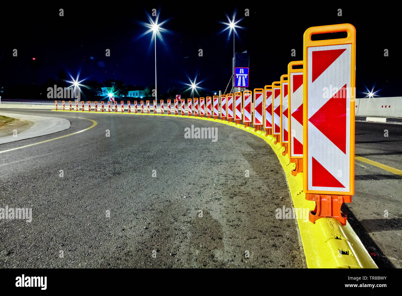 Road reflectors night hi-res stock photography and images - Alamy