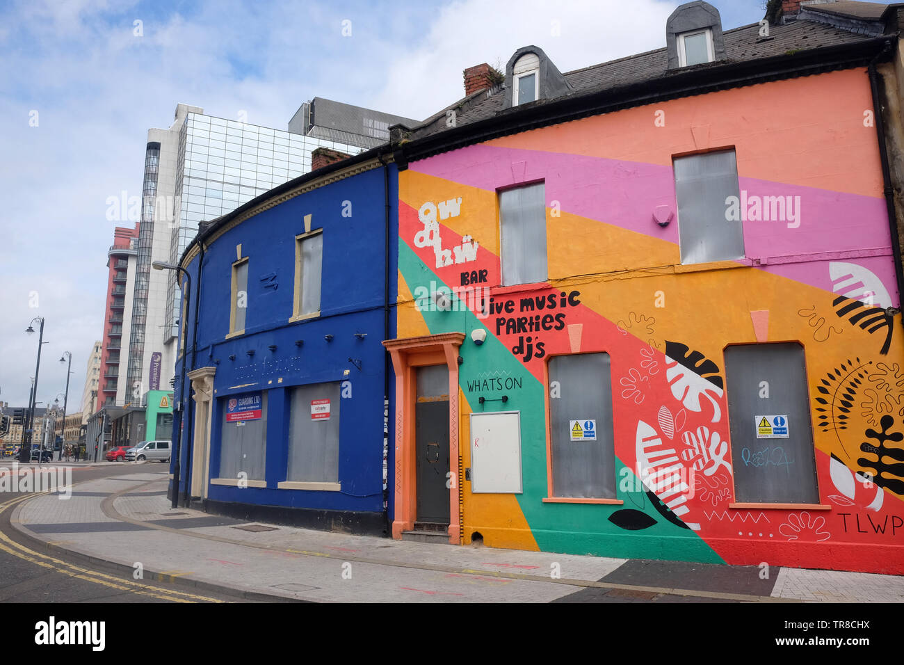 Retained building facade hi-res stock photography and images - Alamy