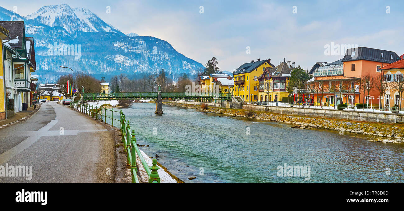 The cityscape with Traun river, Taubersteg pedestrian bridge and Mount ...