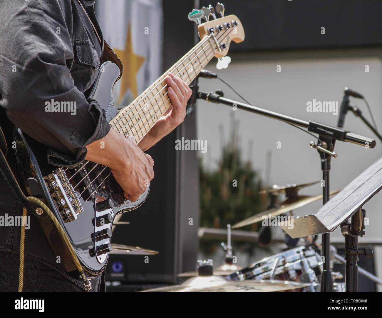 Guitar Sounds High Resolution Stock Photography and Images - Alamy